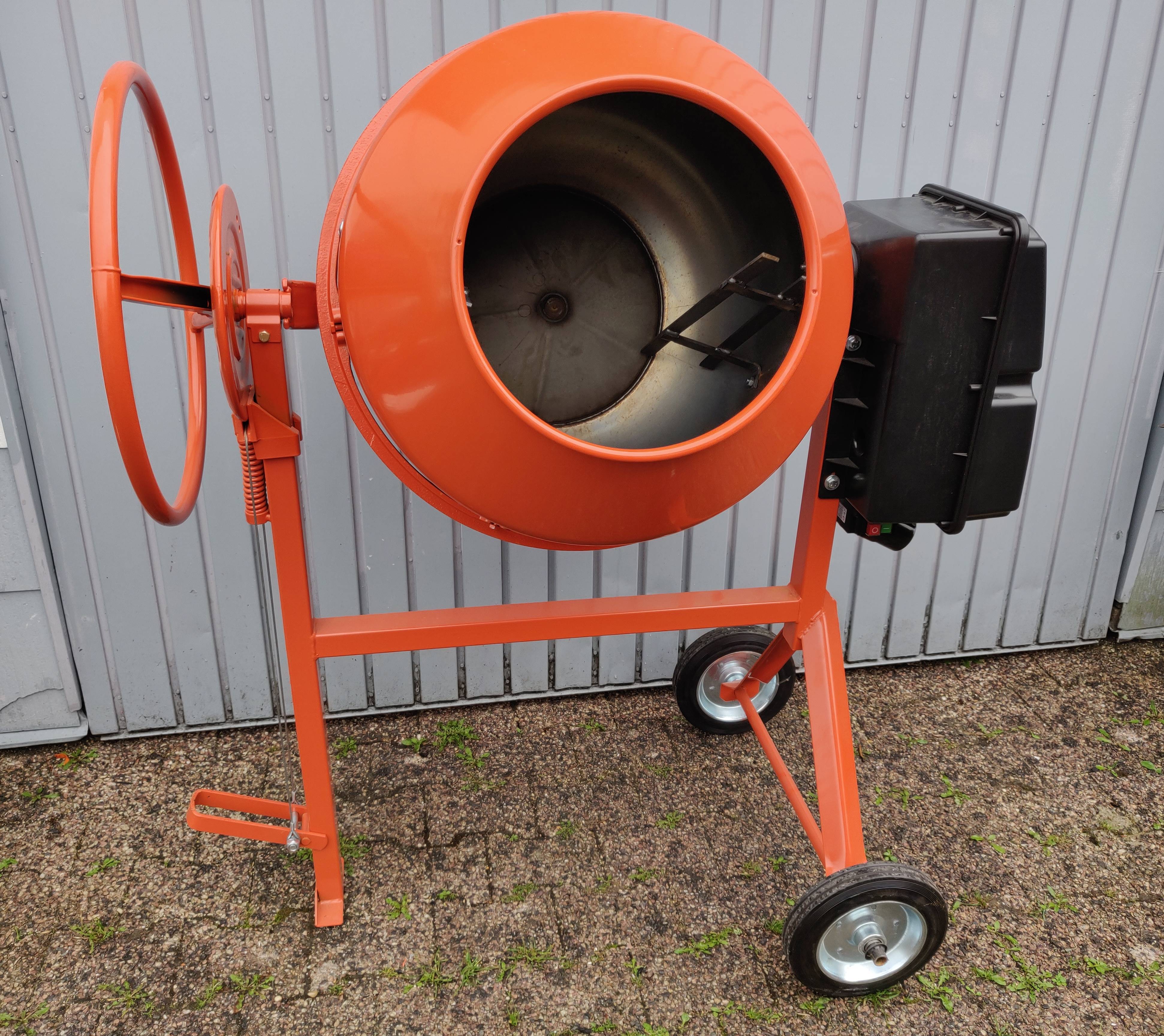 Lescha Betonmischer Mieten FGD Renner